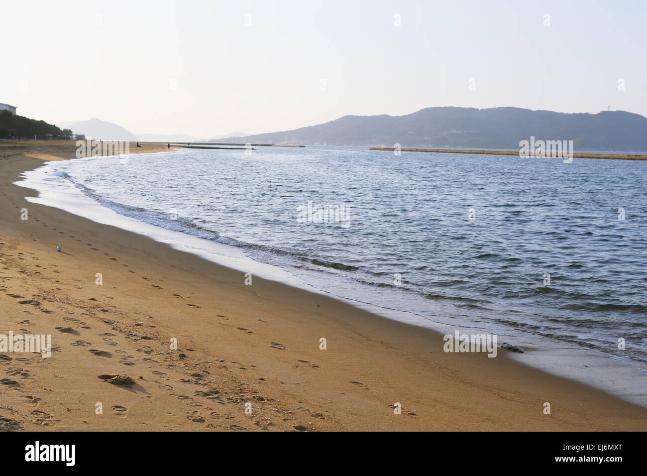 Spring beach japan hi-res stock photography and images - Alamy