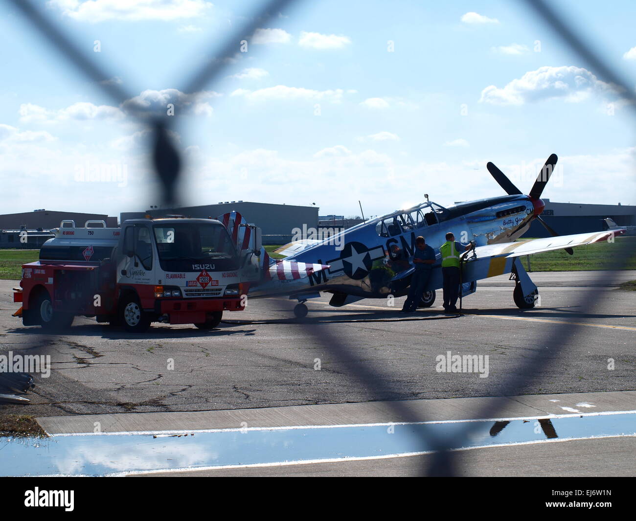 Love field aviation history hi-res stock photography and images - Alamy
