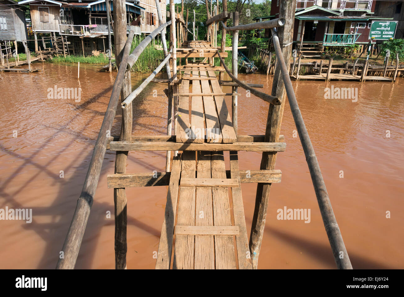 Bridge leading to floating farm, Inle Lake, Shan State, Myanmar Stock ...