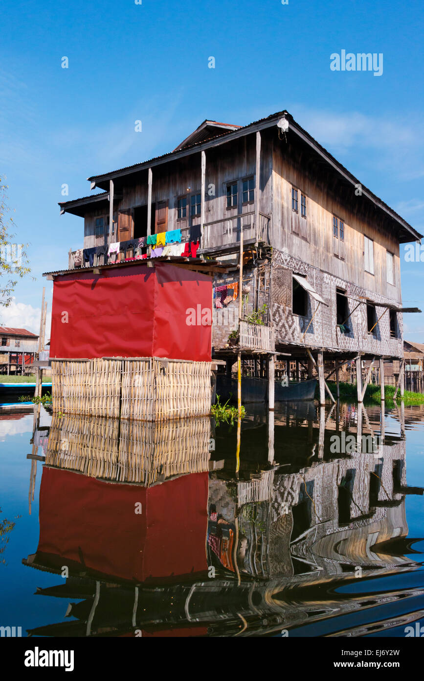 Stilt cottages of floating village on Inle Lake, Shan State, Myanmar ...