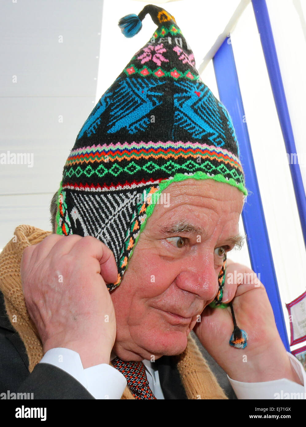 Ayacucho, Peru. 22nd Mar, 2015. German President Joachim Gauck wears a ...