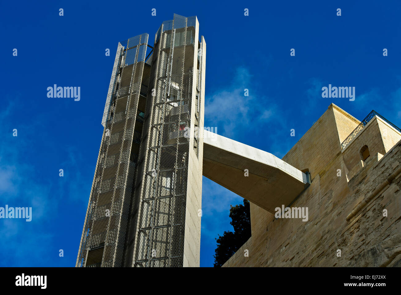 Elevator lift skyscraper hi-res stock photography and images - Alamy