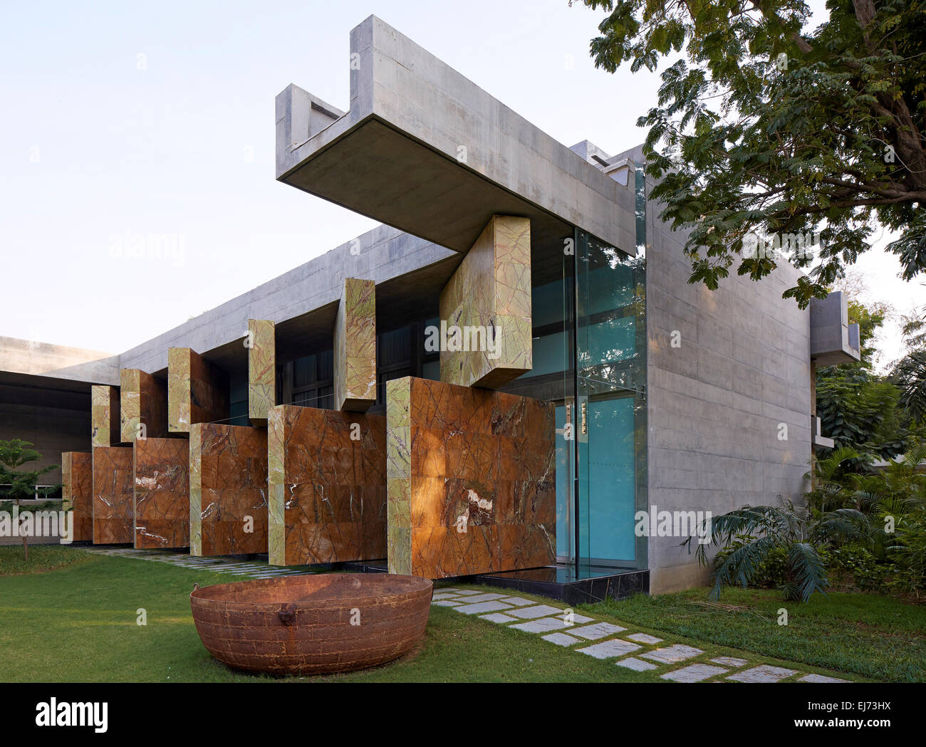 House matharoo hi-res stock photography and images - Alamy