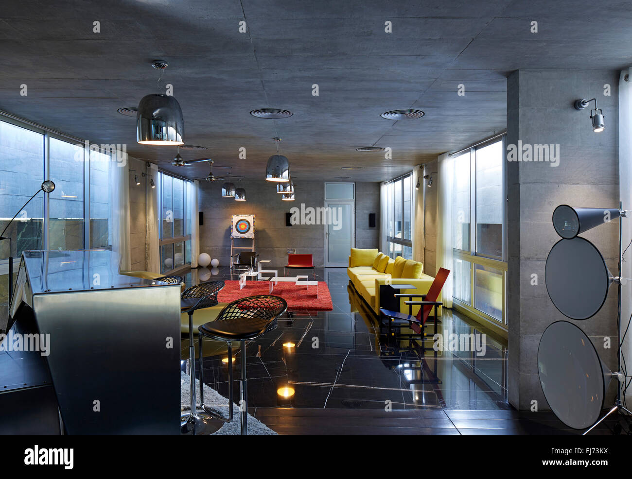 Room block hi-res stock photography and images - Alamy