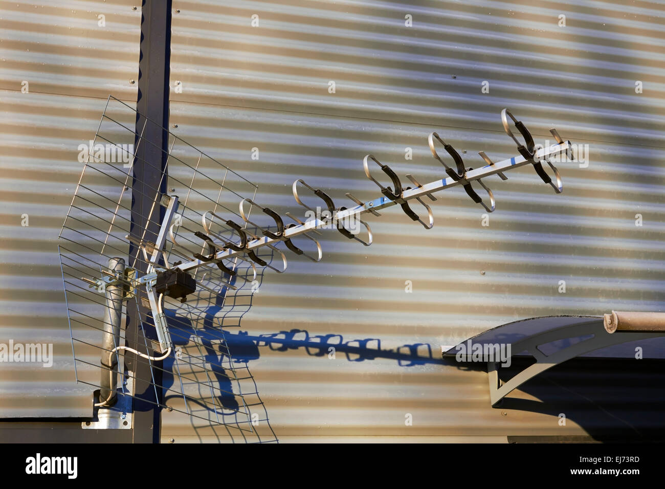 Uhf antenna hi-res stock photography and images - Alamy