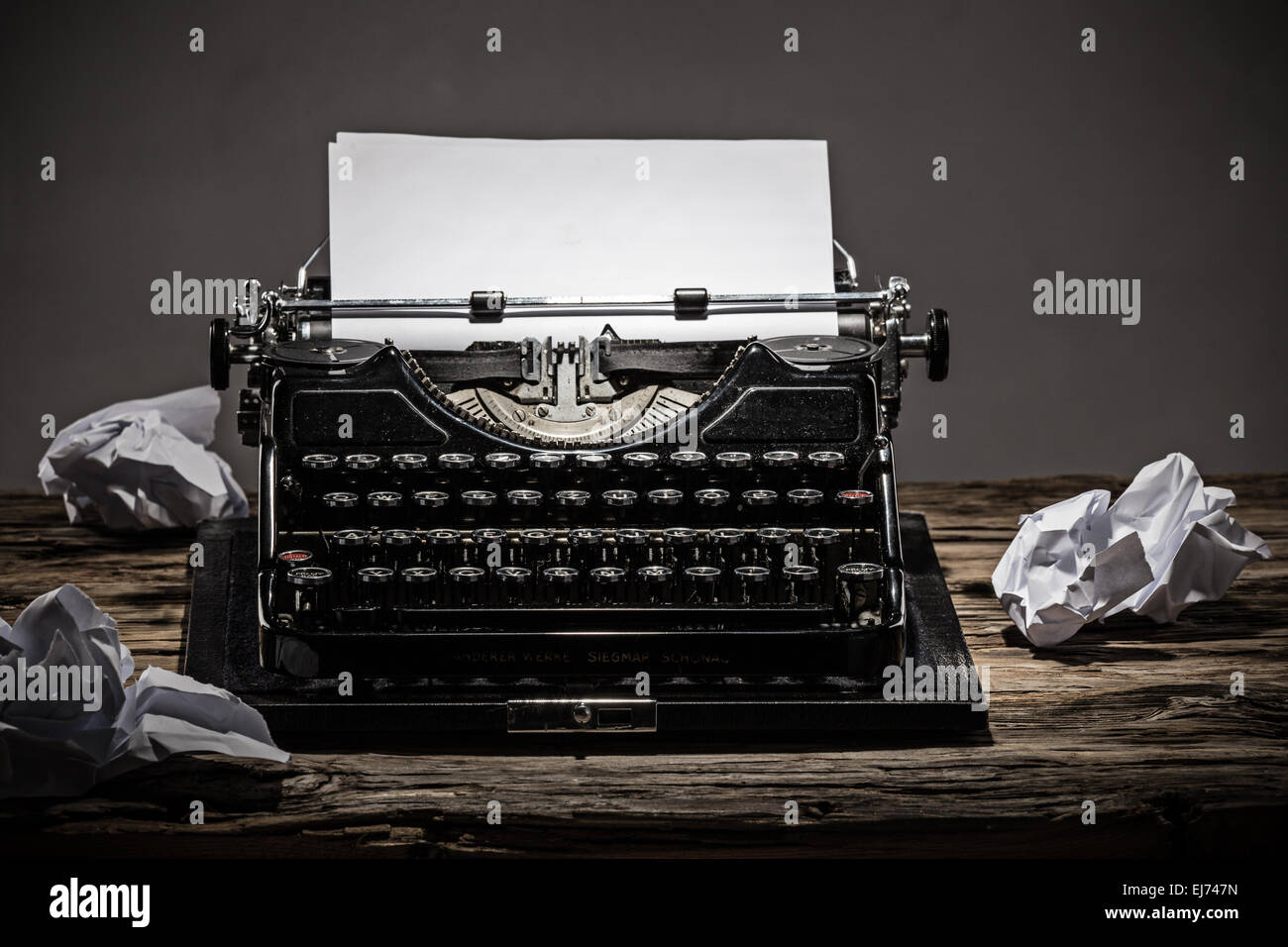 Old vintage typewriter, close-up Stock Photo - Alamy
