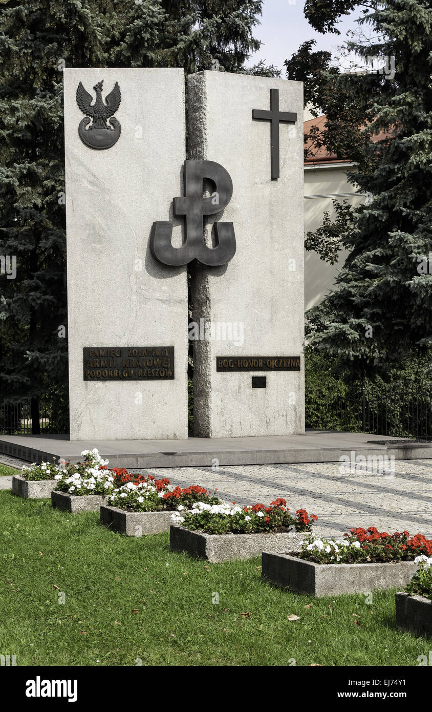 Polish memorial hi-res stock photography and images - Alamy
