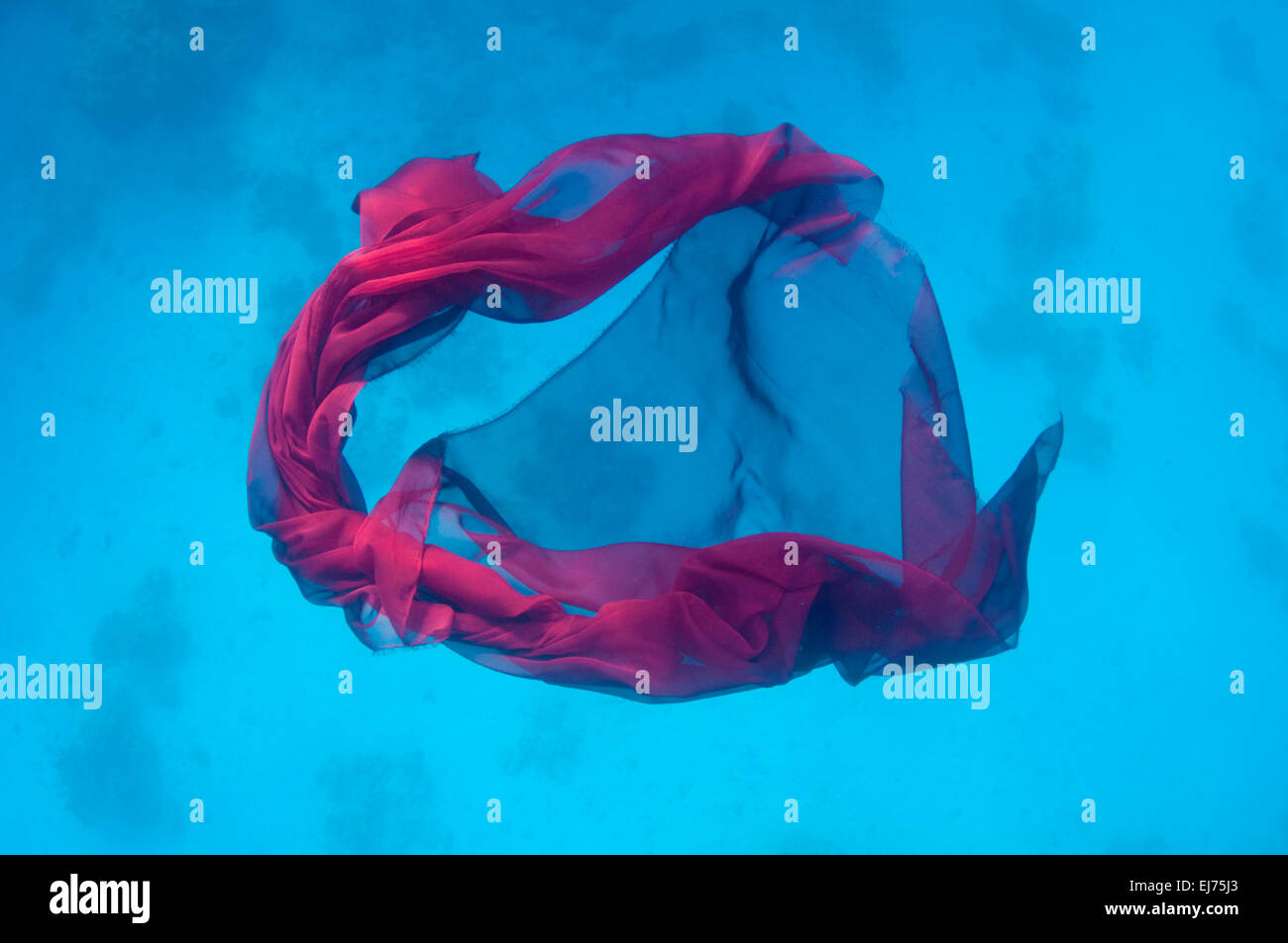 fabric underwater background Stock Photo - Alamy