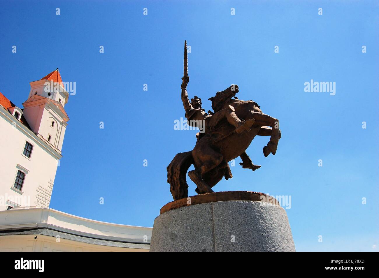 Red knight horse sky hi-res stock photography and images - Alamy