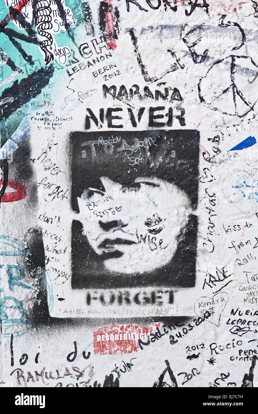 Forget me not garden border hi-res stock photography and images - Alamy