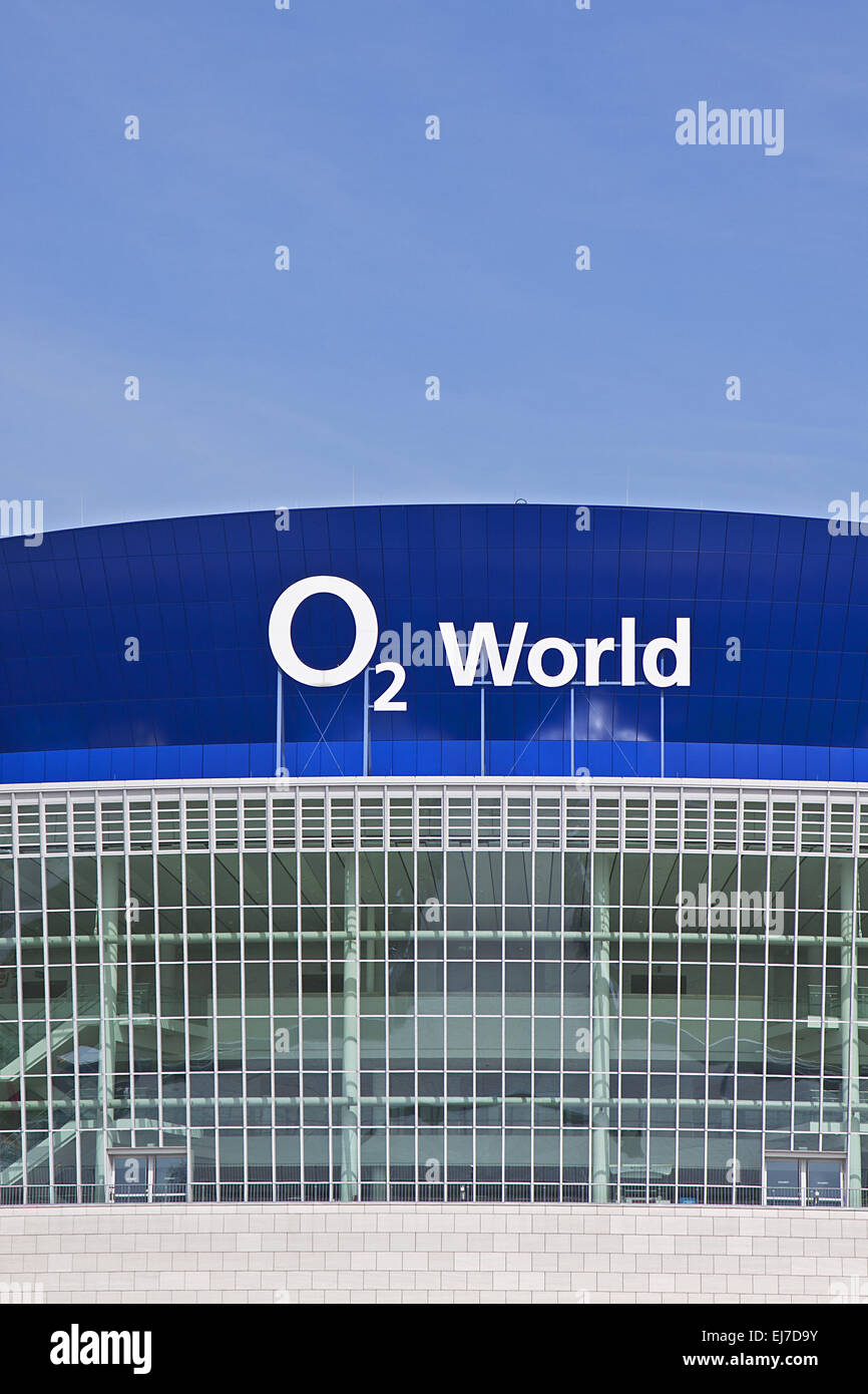 Telefonica deutschland logo hi-res stock photography and images - Alamy