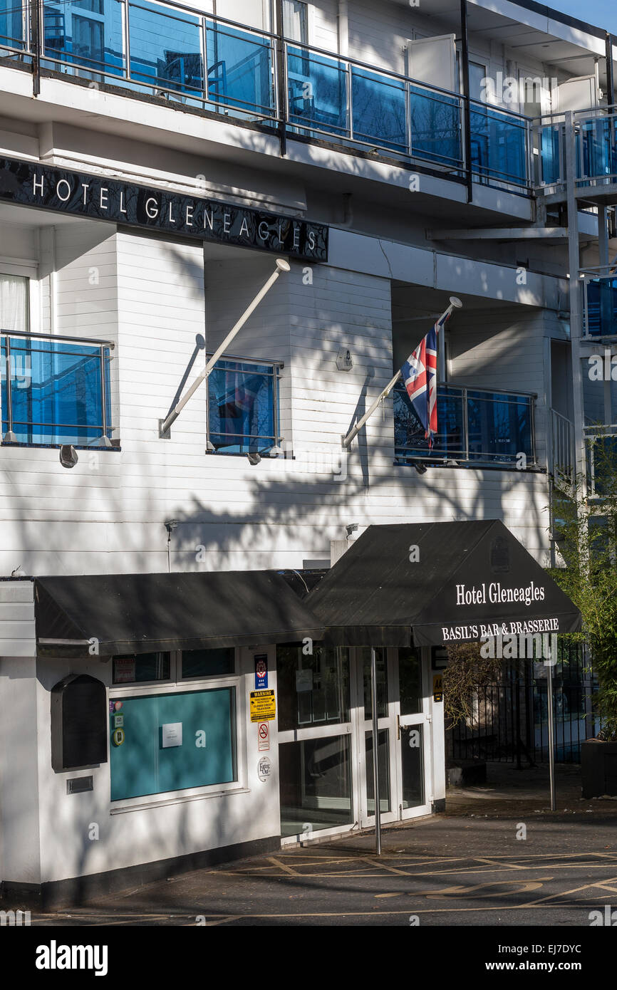 Donald sinclair hotel hi-res stock photography and images - Alamy