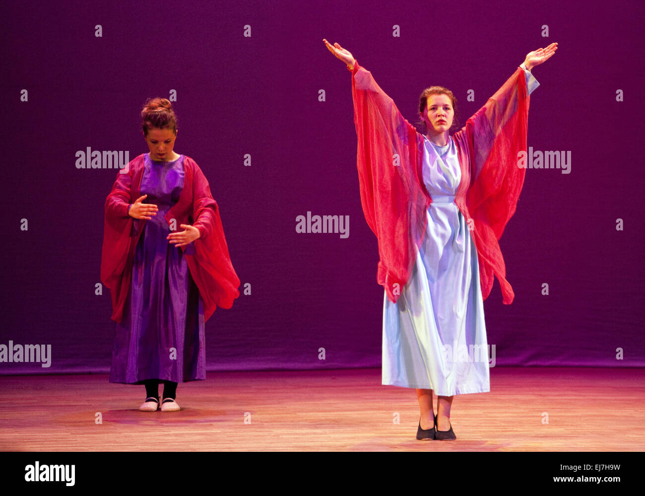 Eurythmy hi-res stock photography and images - Alamy