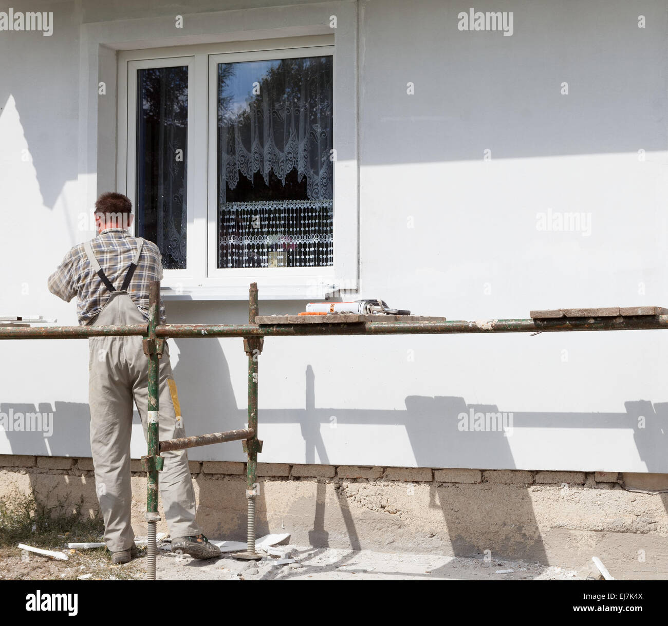 Installation of windows Stock Photo - Alamy