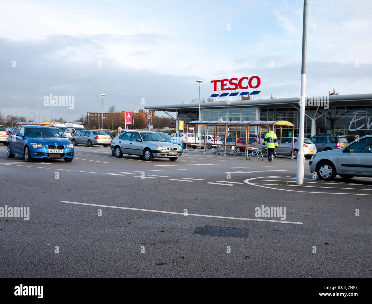 Tesco superstore Oldham Greater Manchester, UK Stock Photo - Alamy