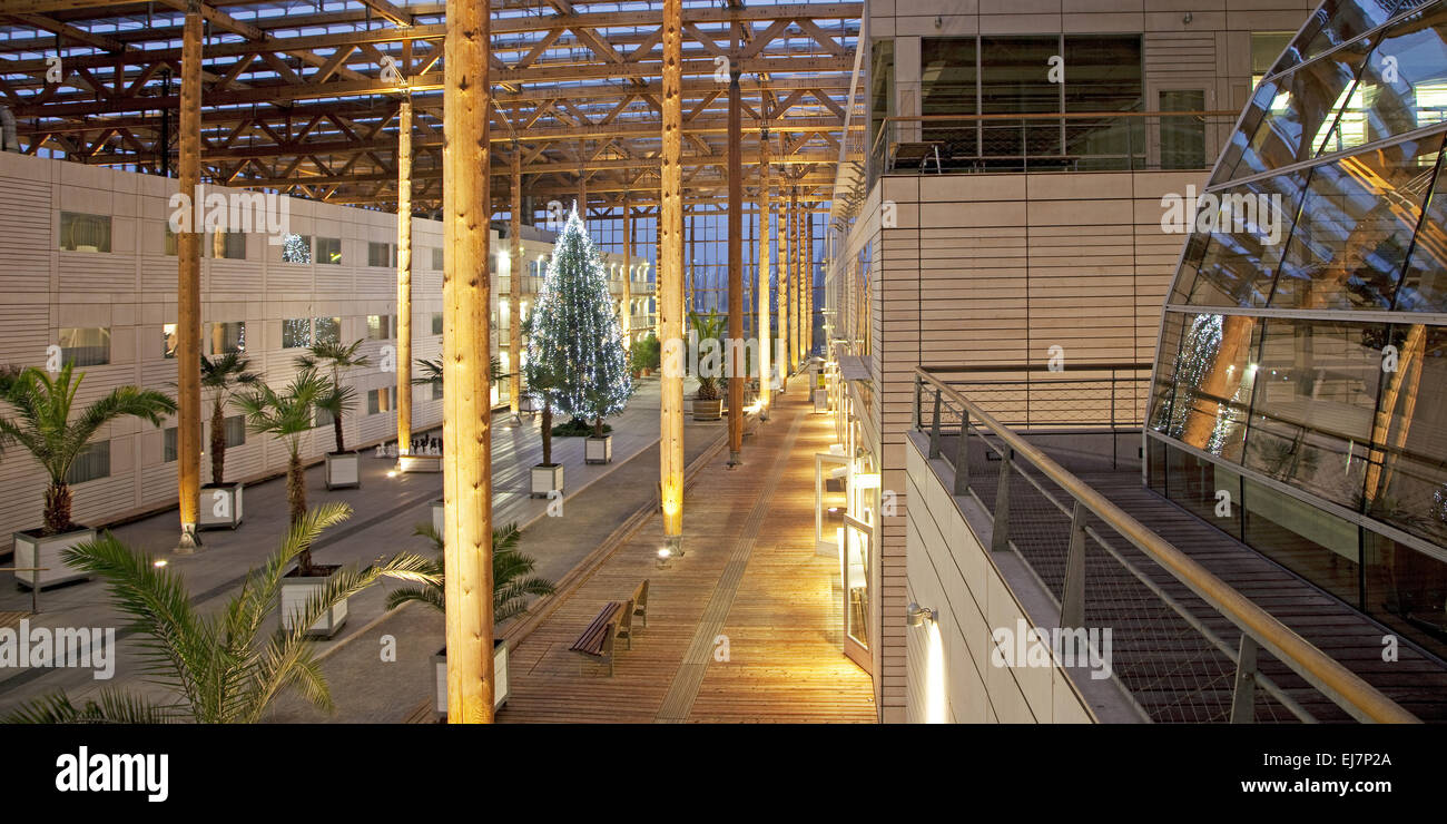 Further education academy mont cenis hi-res stock photography and ...