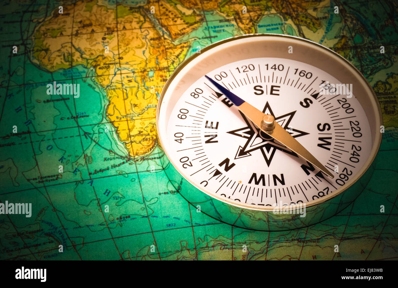 Compass on card hi-res stock photography and images - Alamy