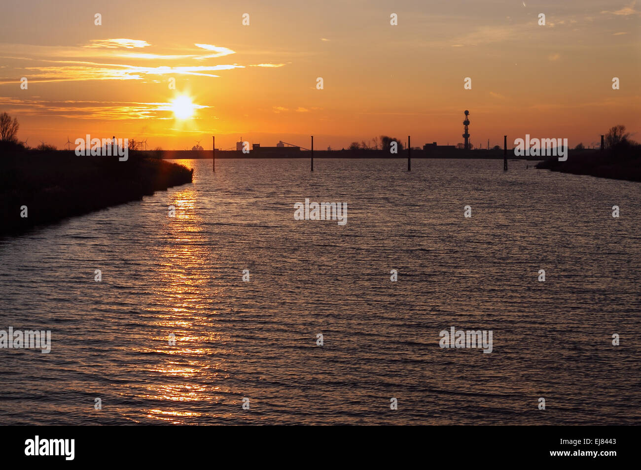 Deep sunset hi-res stock photography and images - Alamy
