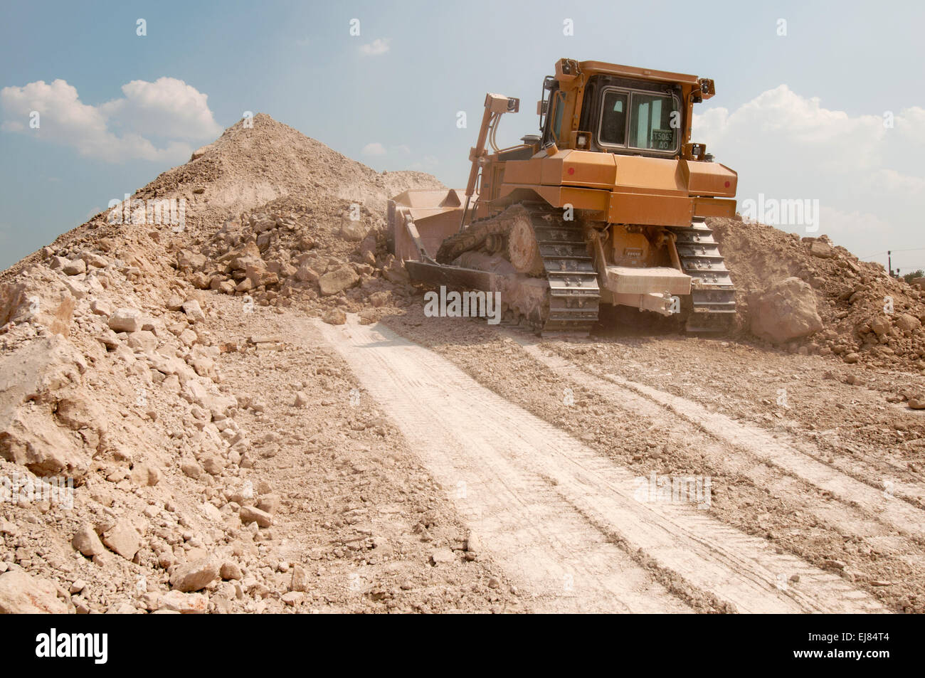 Loading machine hi-res stock photography and images - Alamy