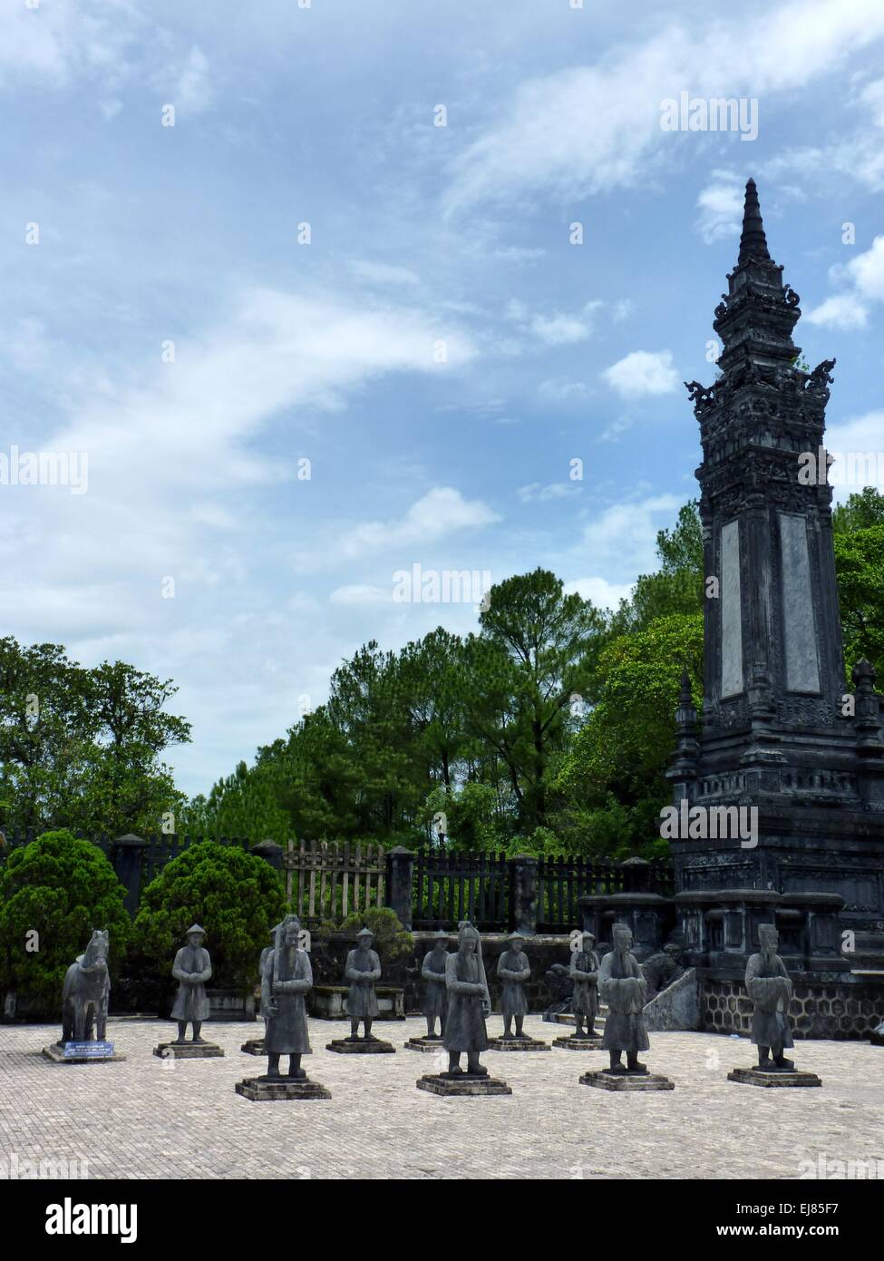 Statues Of Nobility High Resolution Stock Photography and Images - Alamy