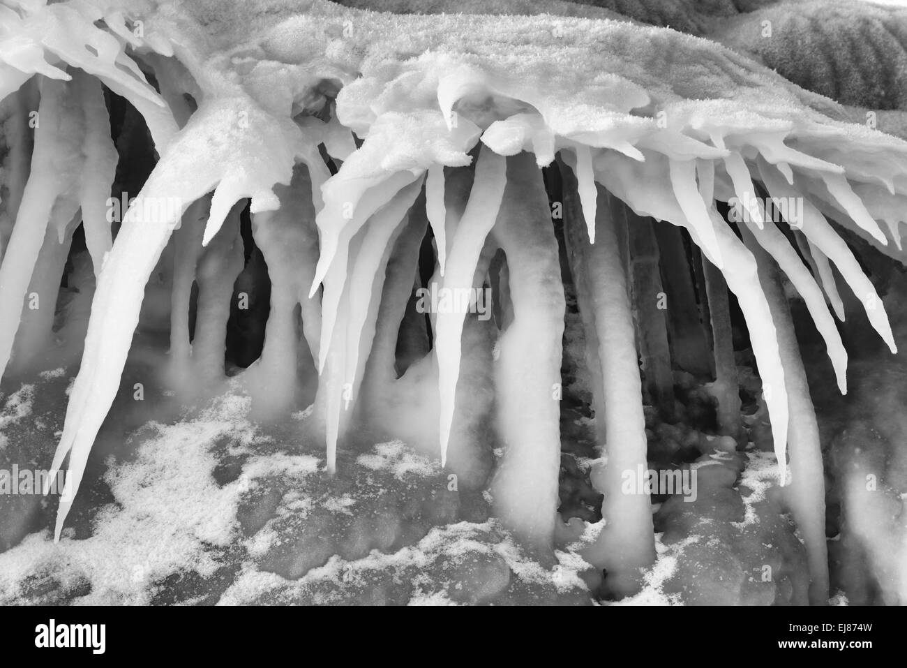 Covered structures Black and White Stock Photos & Images - Alamy