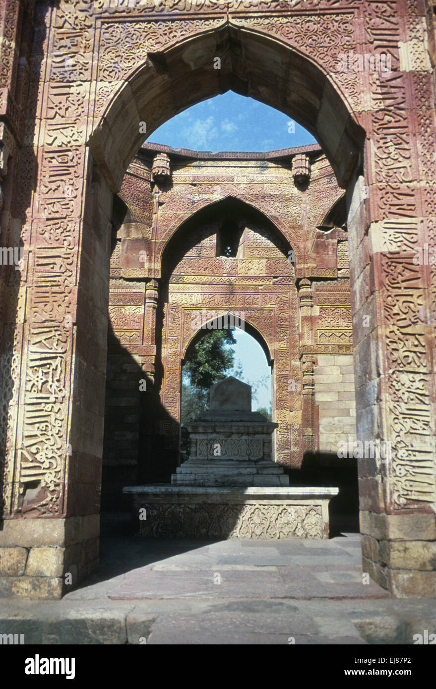 Mehrauli Quwwat ul-Islam Mosque Complex. Outer gateway. Delhi India ...