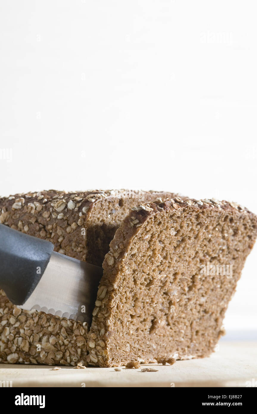 knife cut the bread Stock Photo - Alamy