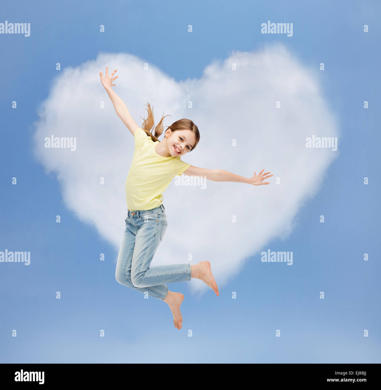 Jumping child hi-res stock photography and images - Alamy