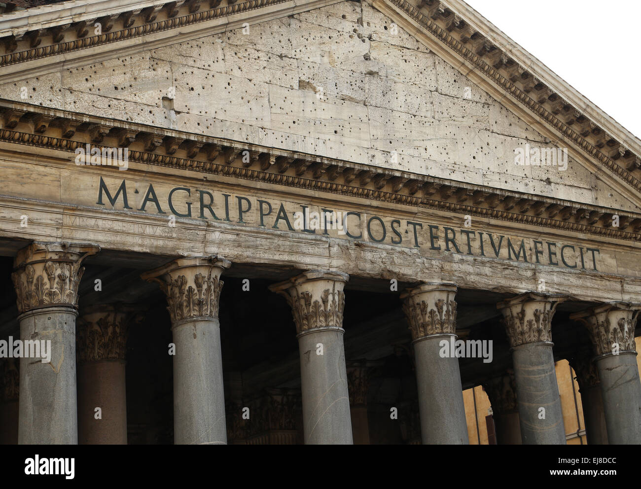 Pantheon building commissioned marcus agrippa hi-res stock photography ...
