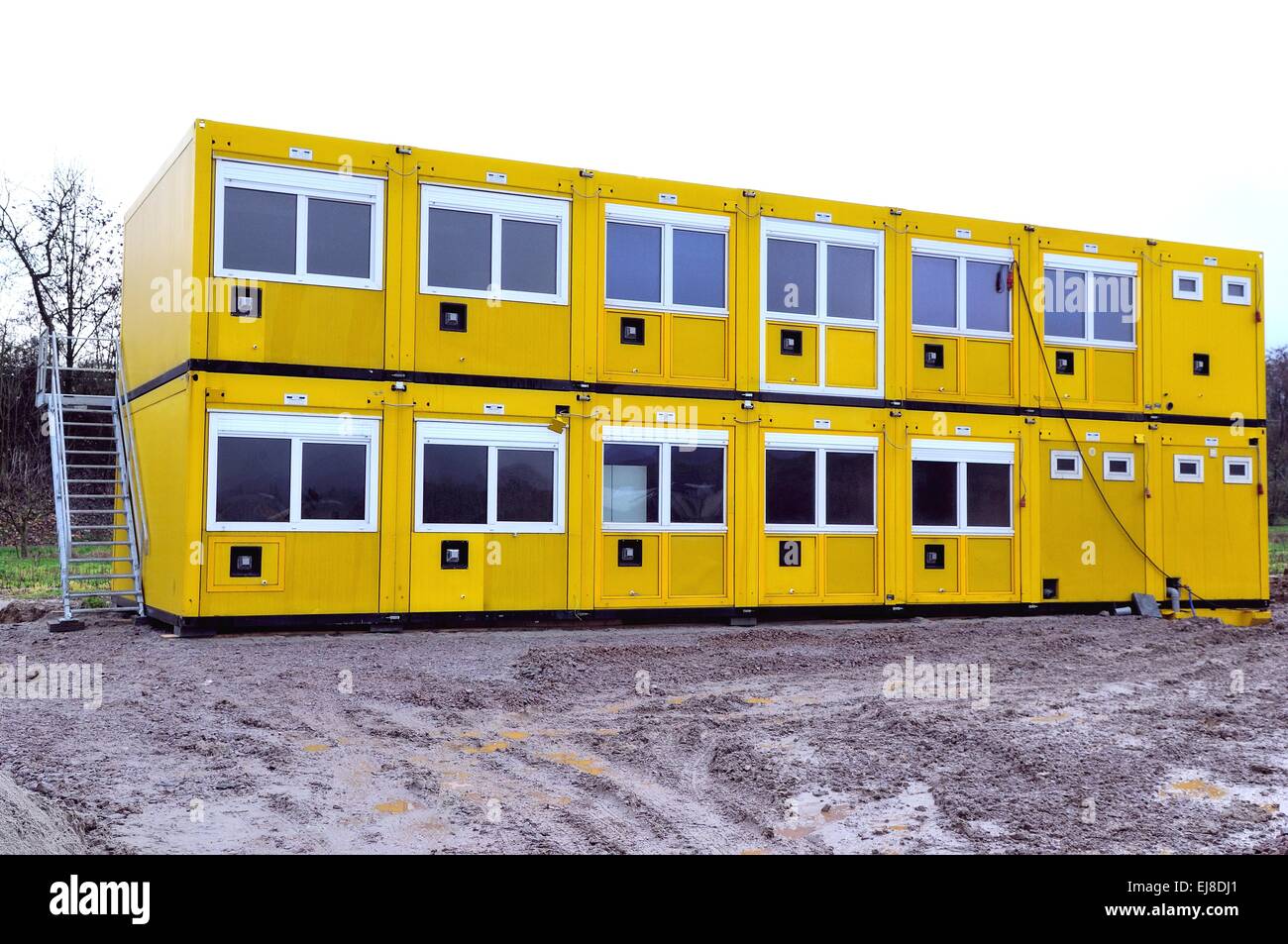 Buro container hi-res stock photography and images - Alamy