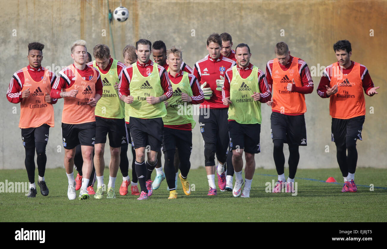 Hamburg's players do their warm up on the training grounds of the ...
