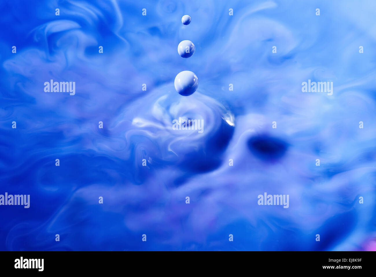 Frozen liquid hi-res stock photography and images - Alamy