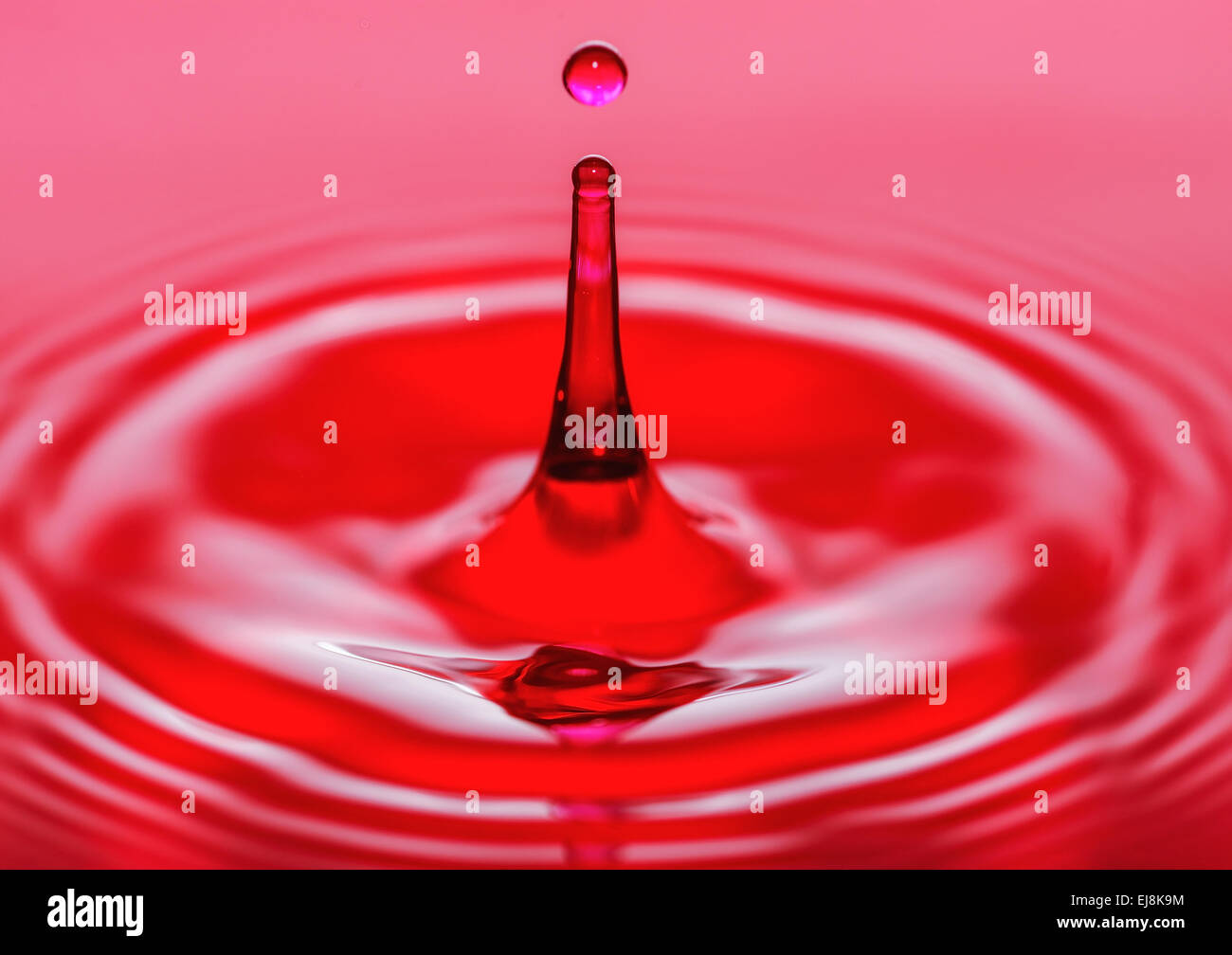 frozen liquid droplet Stock Photo - Alamy