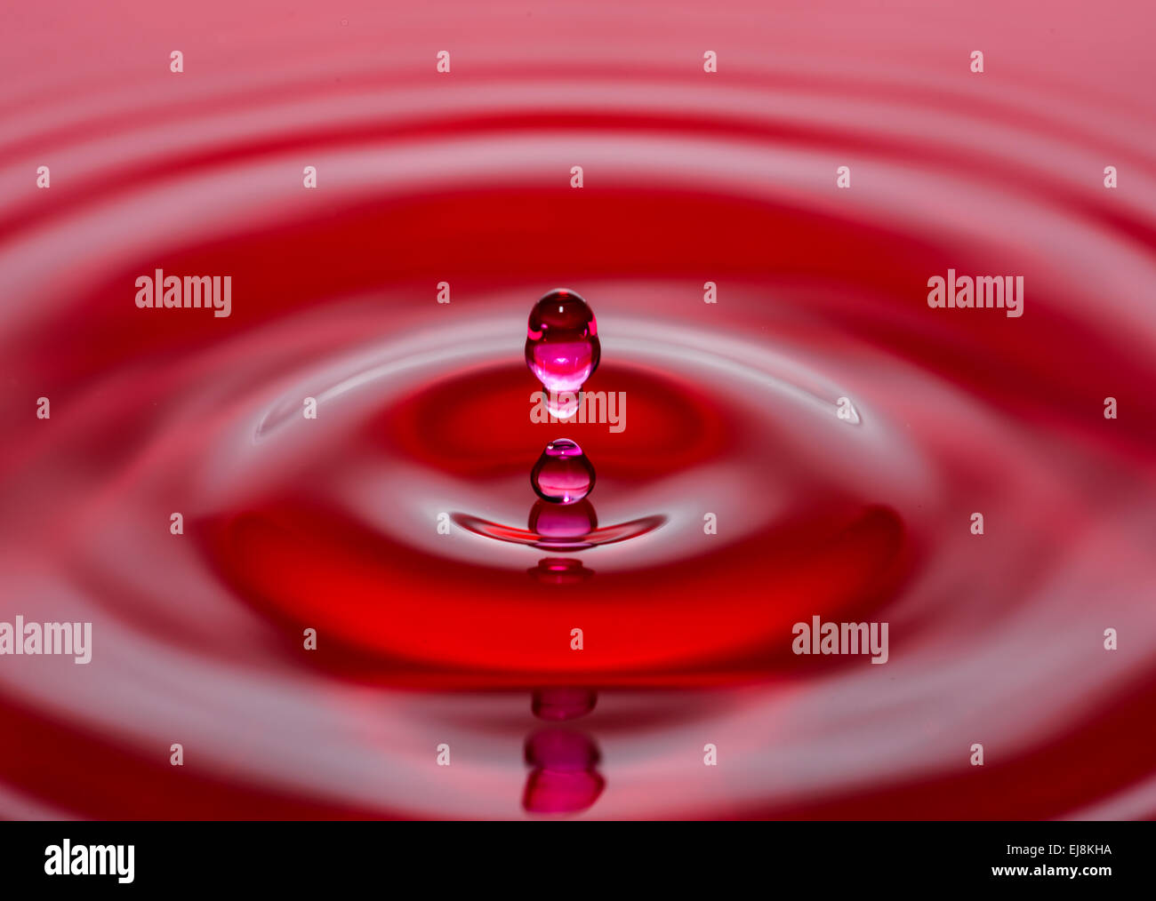 frozen liquid droplet Stock Photo - Alamy