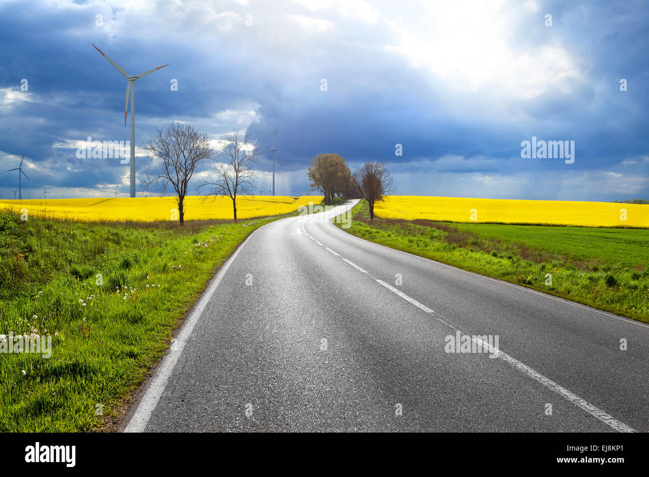 Sunny weather moving hi-res stock photography and images - Alamy