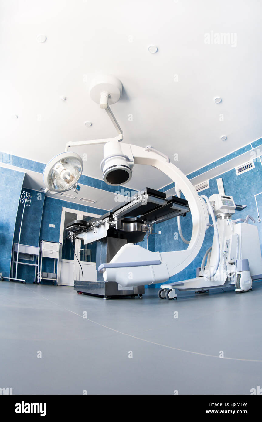 Empty operating room hi-res stock photography and images - Alamy