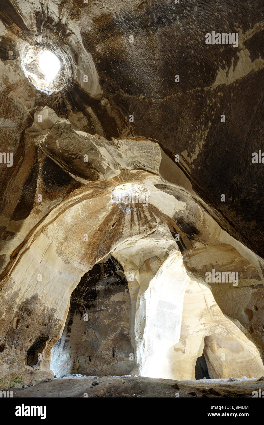 Cave bell hi-res stock photography and images - Alamy