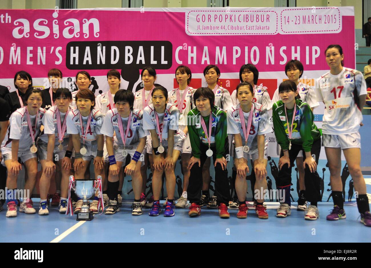 Jakarta, Indonesia. 23rd Mar, 2015. Players of Japan pose with silver ...