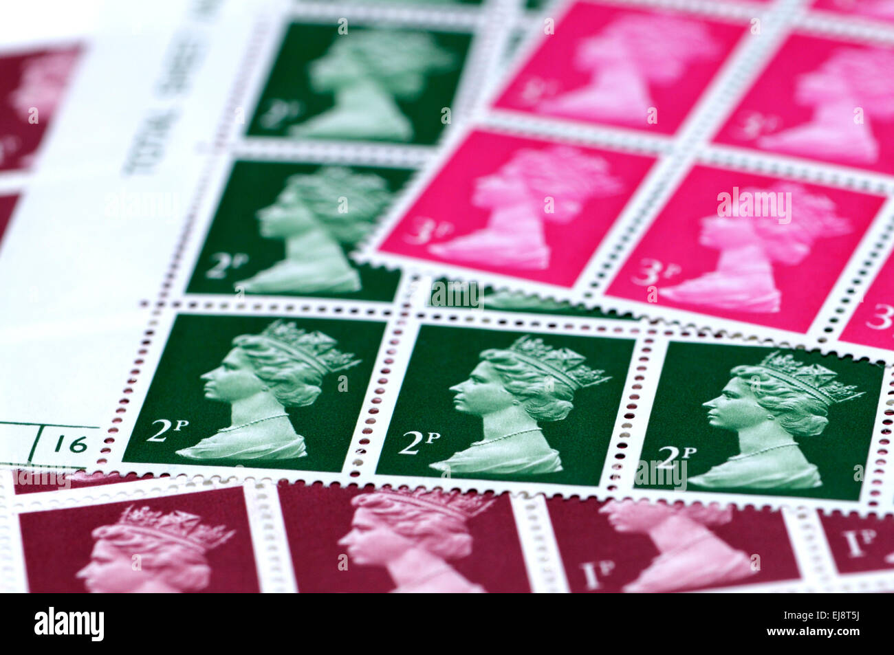 Definitives hi-res stock photography and images - Alamy