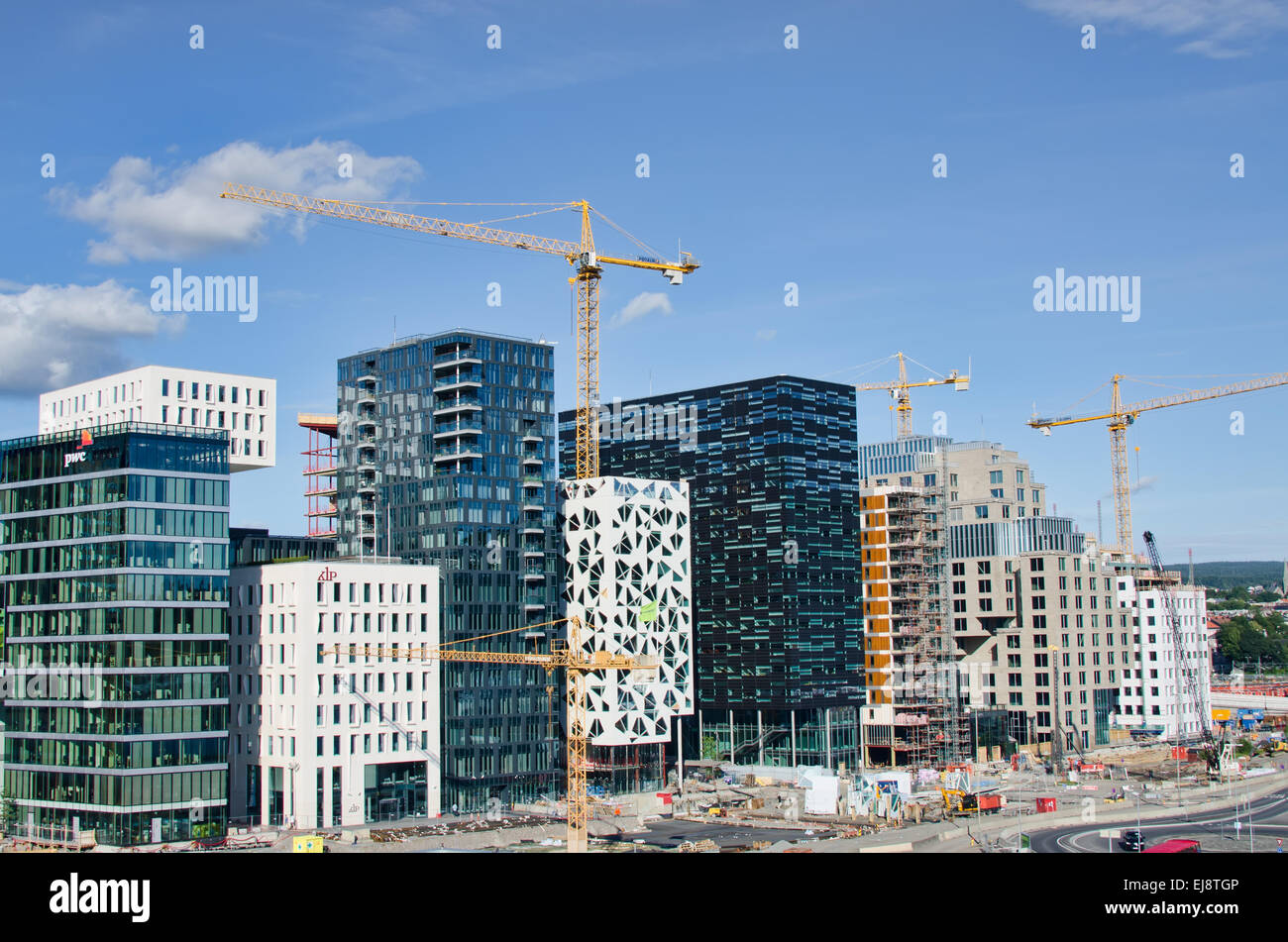 Skyscraper construction hi-res stock photography and images - Alamy
