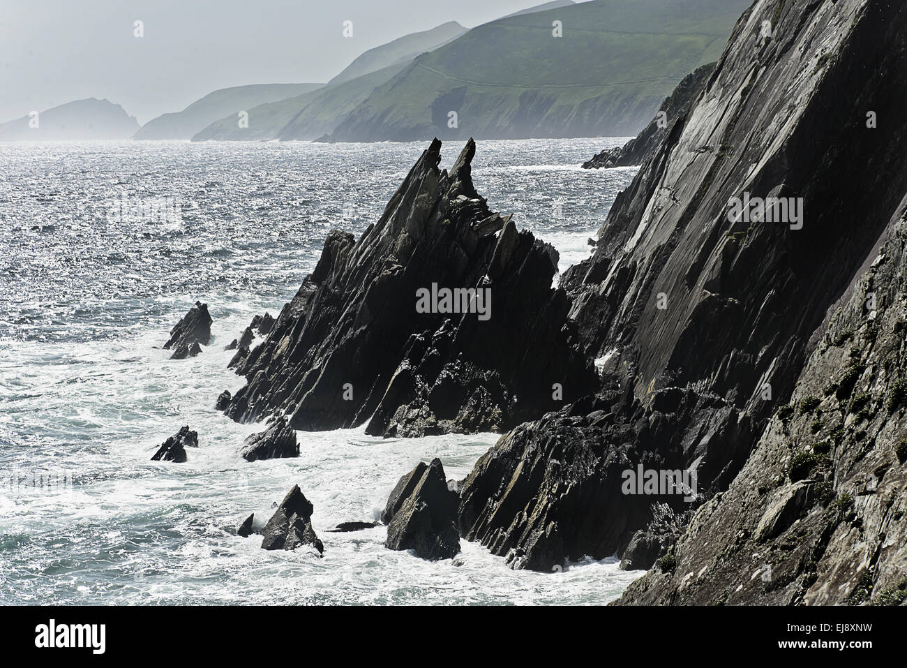 Sharp cliffs and sea hi-res stock photography and images - Alamy