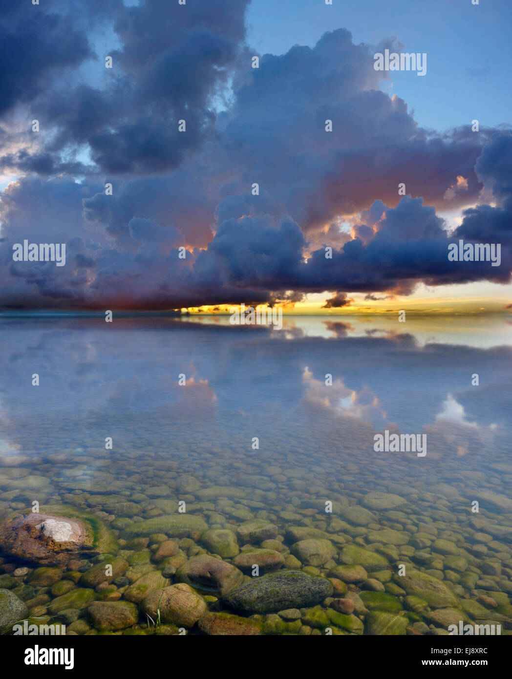 Dead calm hi-res stock photography and images - Alamy