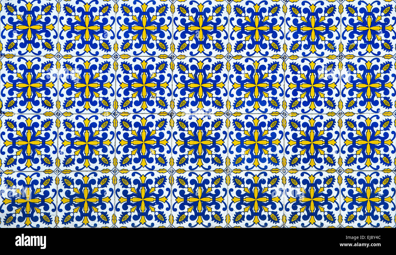 Azulejos, traditional Portuguese tiles Stock Photo - Alamy