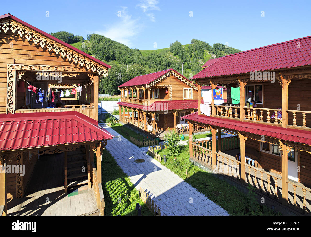 Beautiful cottages hi-res stock photography and images - Alamy