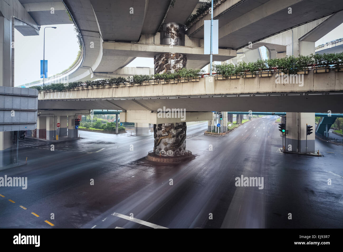 under the elevated road Stock Photo - Alamy under the elevated road Stock Photo - Alamy