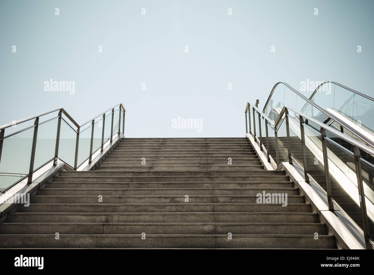Outdoor stairs steps hi-res stock photography and images - Alamy