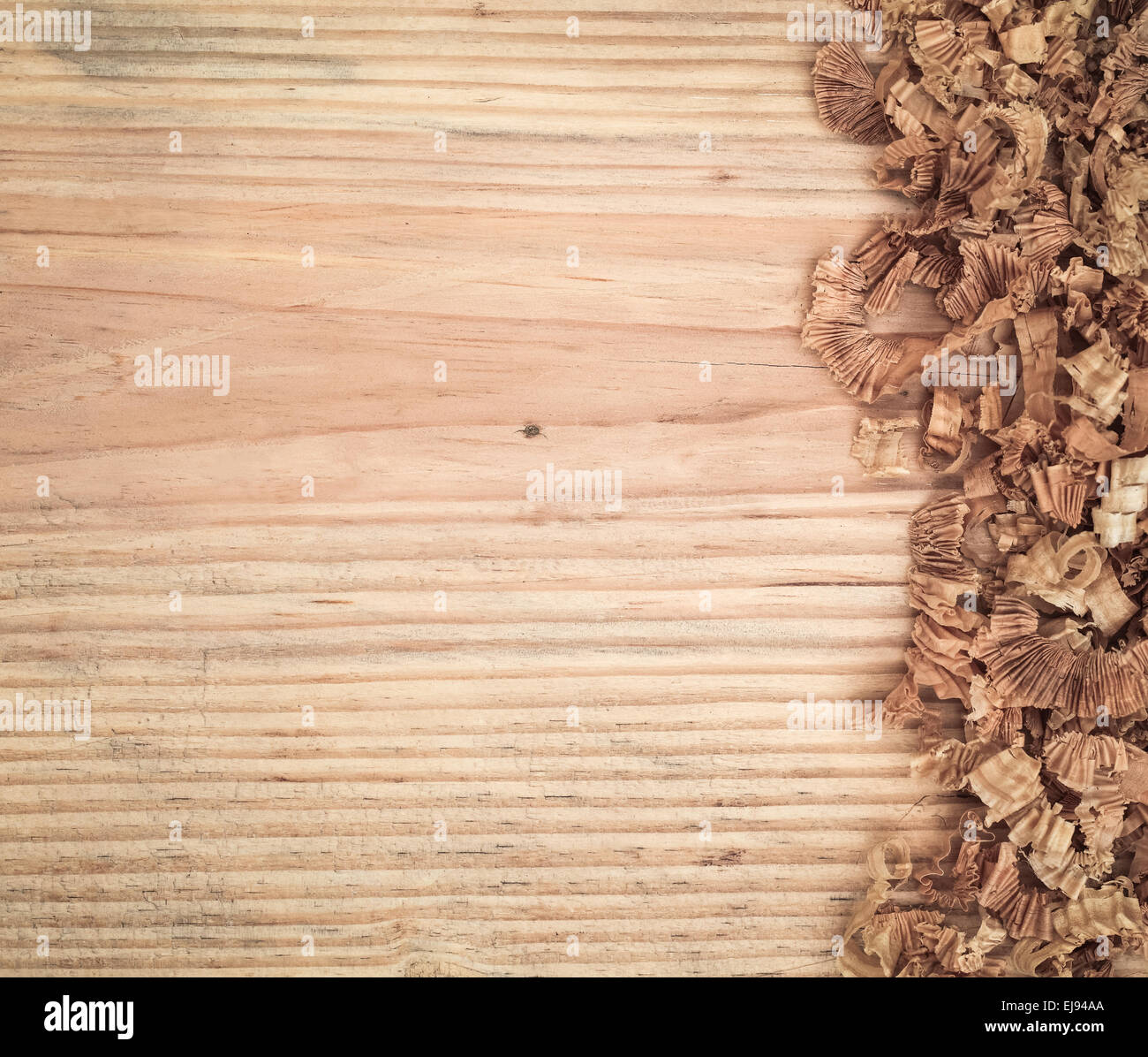 woodchips on fir board Stock Photo - Alamy