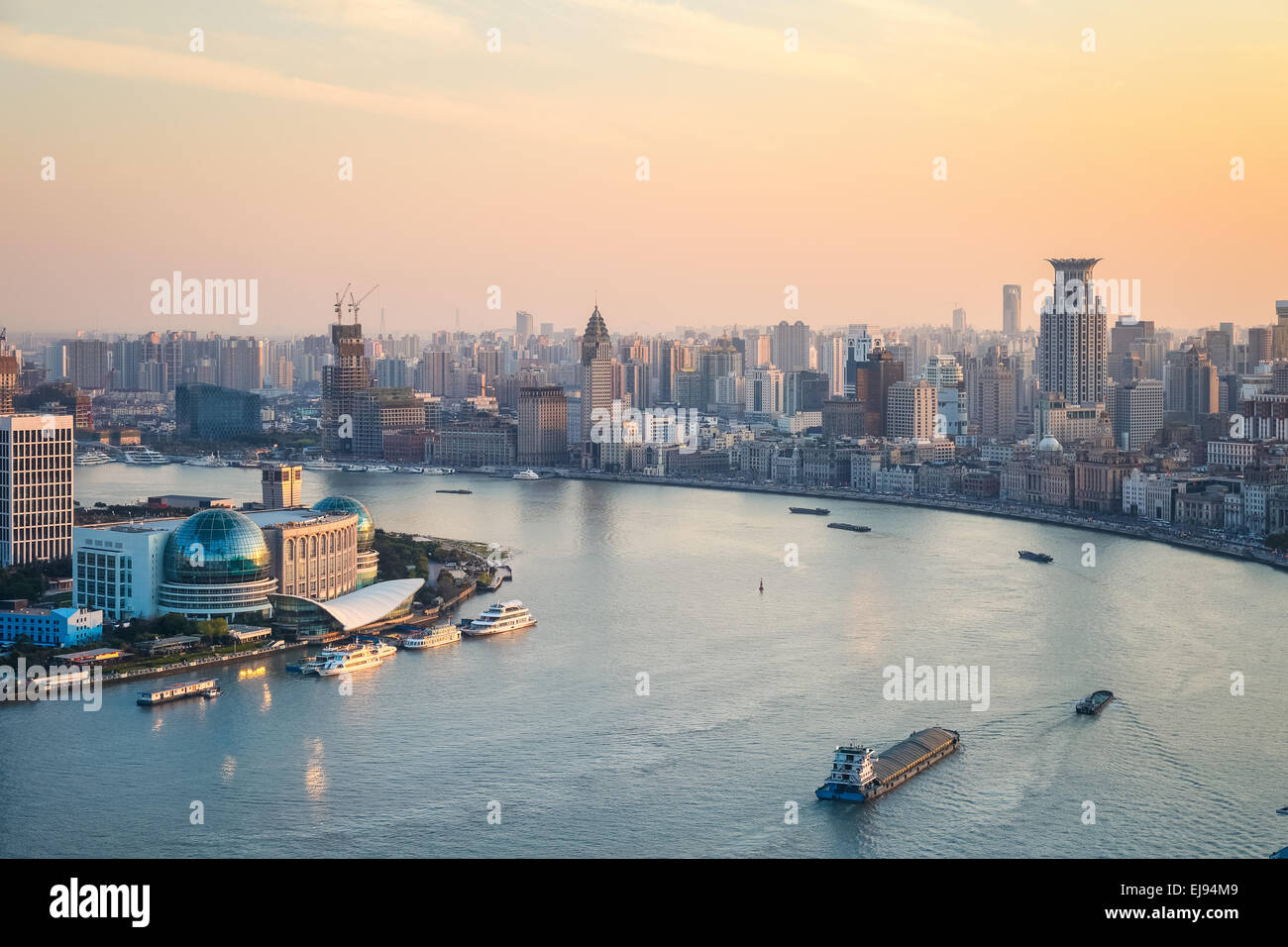 Dusk and beautiful scenery hi-res stock photography and images - Alamy