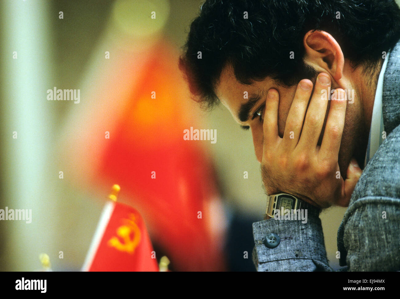 Gary Kasparov, world chess champion playing multiple games in London ...