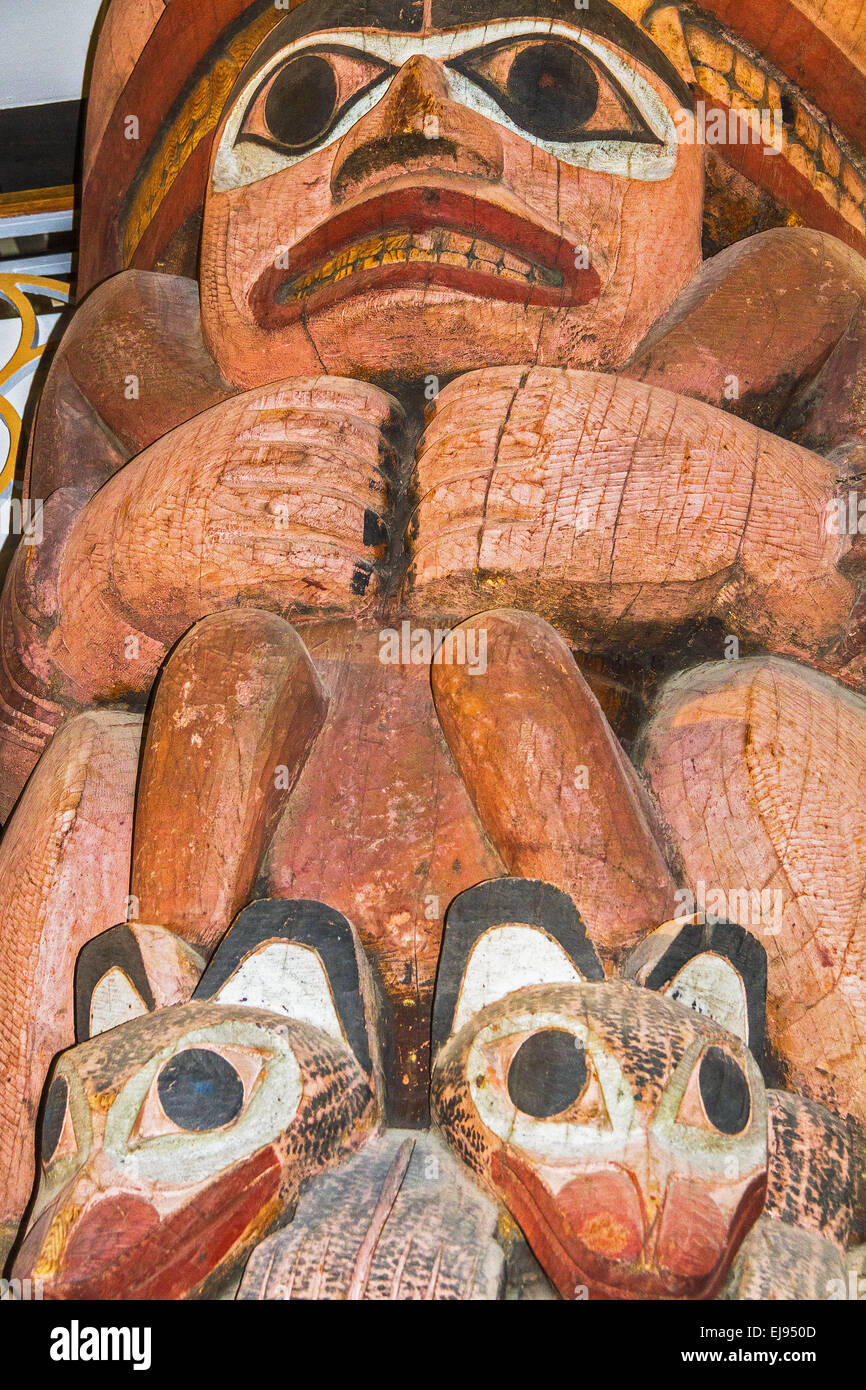 Massett totem pole hi-res stock photography and images - Alamy